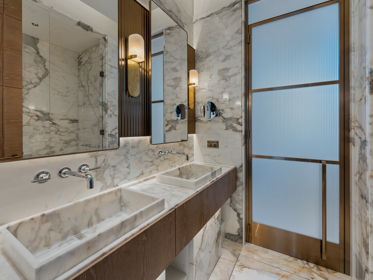 High Peak - Hong Kong Property - Luxury Homes Real Estate Ag